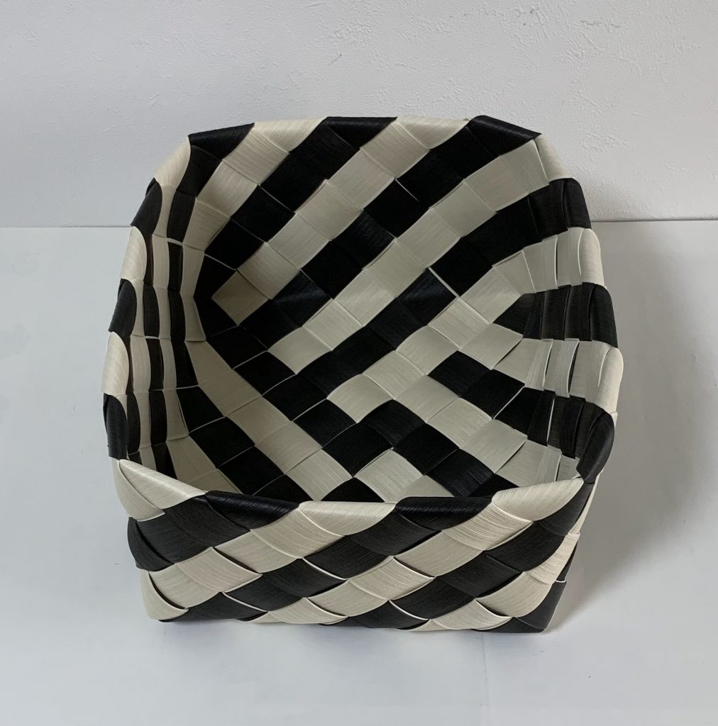 クラフトバンド・ラボ | クラフトバンド/紙バンドでハンドメイド