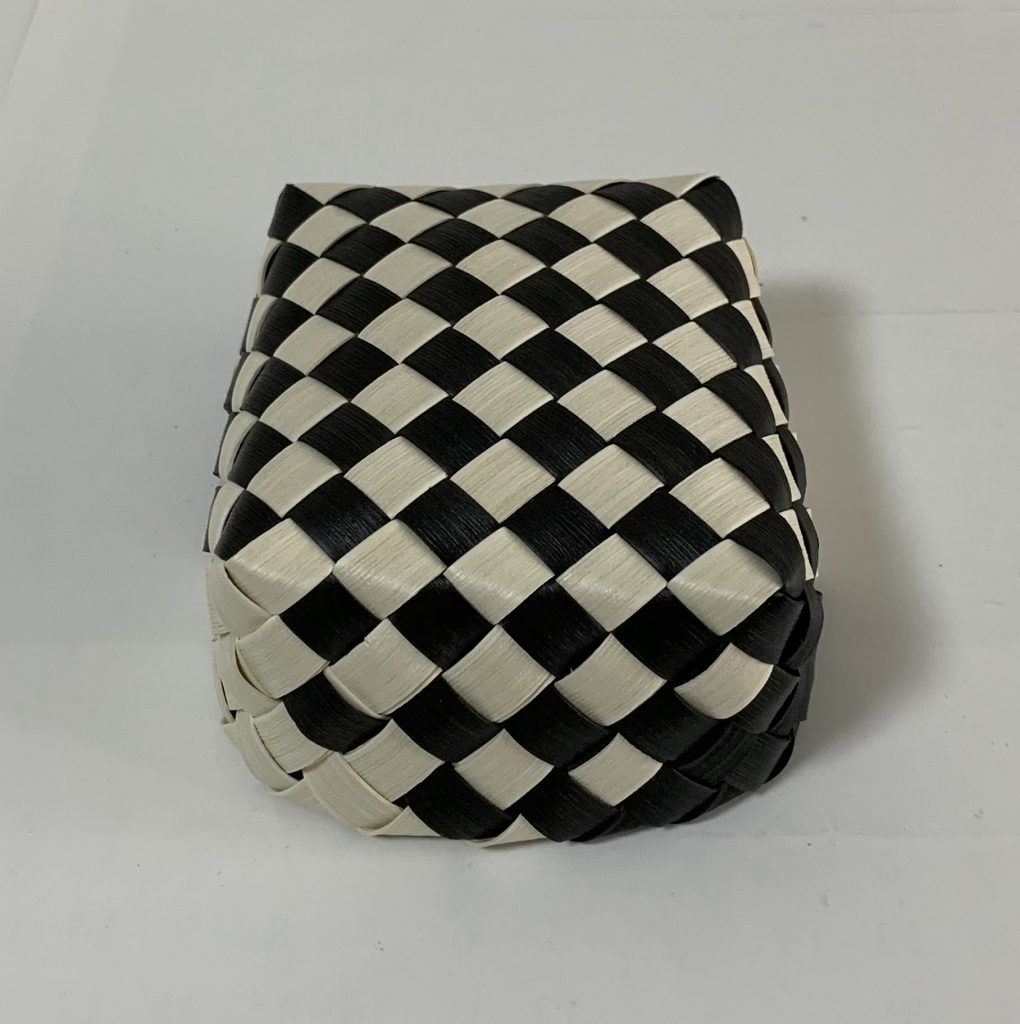 クラフトバンド・ラボ | クラフトバンド/紙バンドでハンドメイド