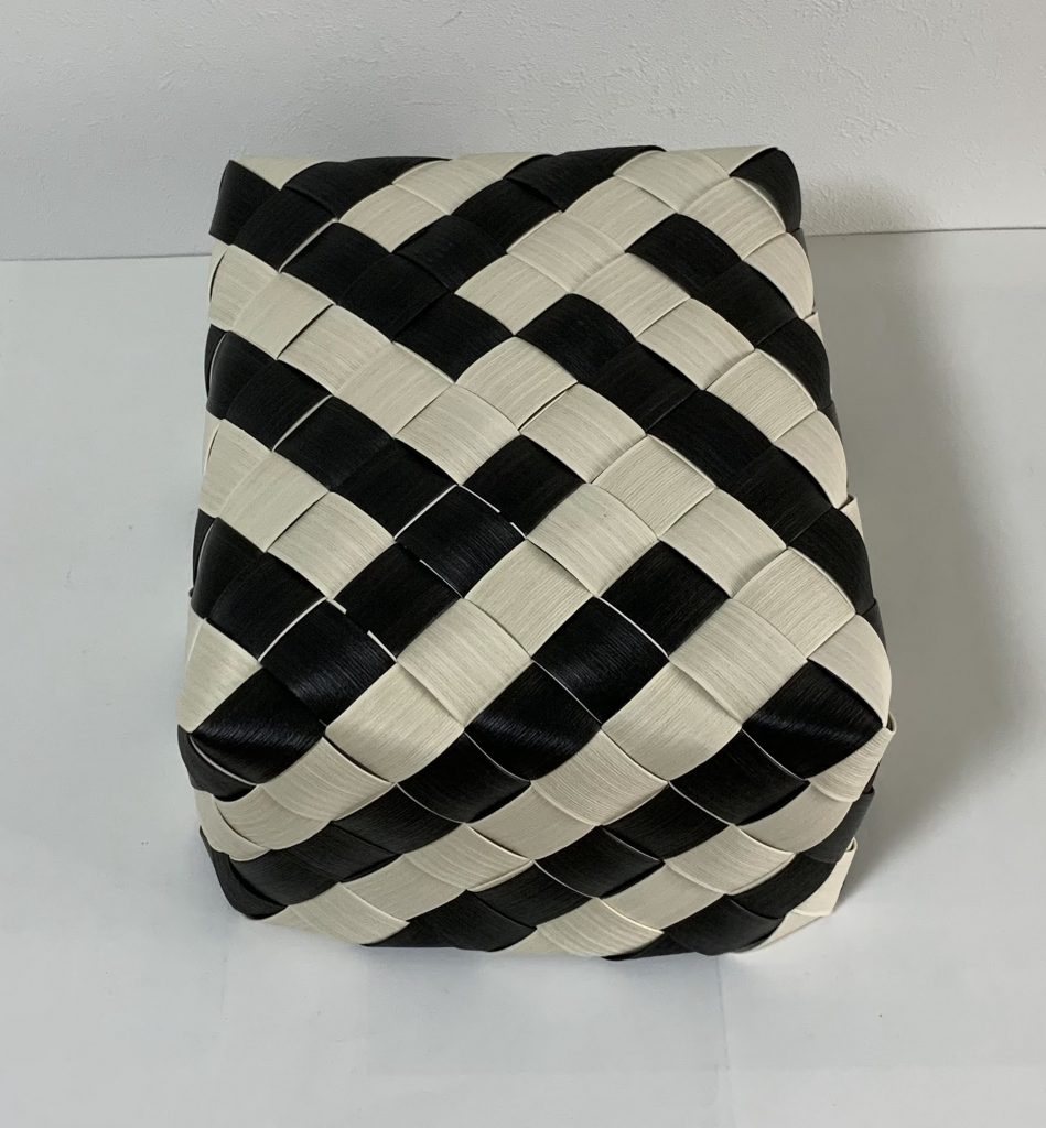 クラフトバンド・ラボ | クラフトバンド/紙バンドでハンドメイド